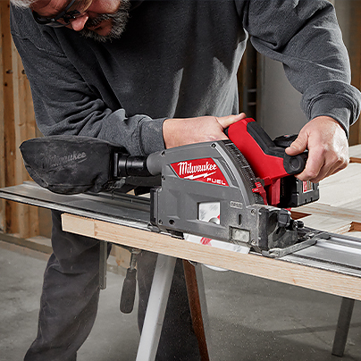 M18 FUEL™ 6-1/2" Plunge Track Saw Kit | Milwaukee Tool