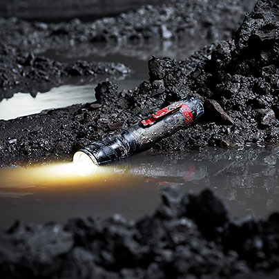 USB Rechargeable 700L Flashlight