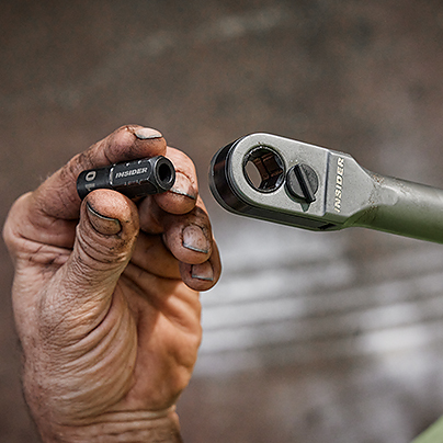 M12 FUEL™ INSIDER™ Extended Reach Box Ratchet | Milwaukee Tool