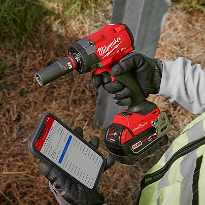 M18 FUEL™ 3/8” Controlled Torque Compact Impact Wrench | Milwaukee Tool