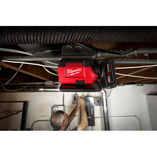 M12™ ROVER™ Service and Repair Flood Light w/ USB Charging | Milwaukee Tool