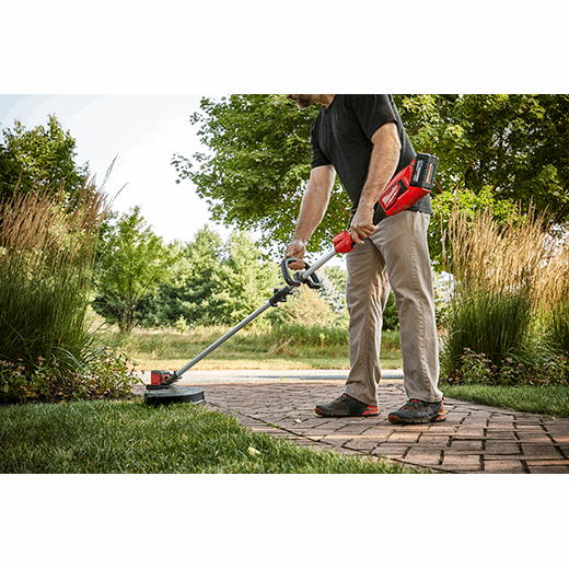 M18 Brushless String Trimmer Kit | Milwaukee Tool